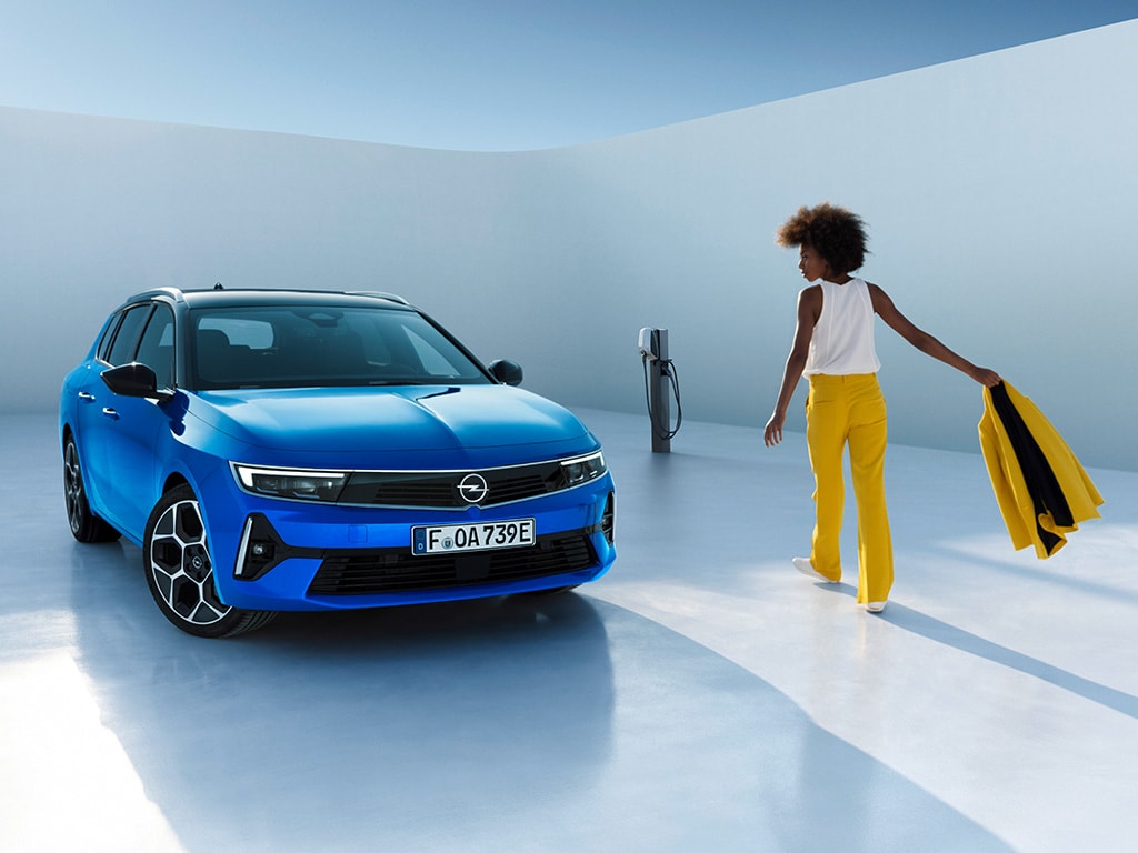 Elektriskie un hibrīda modeļi | Opel Latvija